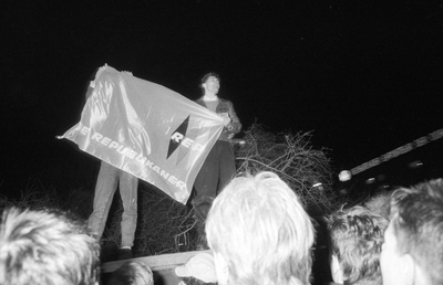 Montagsdemonstration in Leipzig am 15. Januar 1990. | Jugendopposition ...